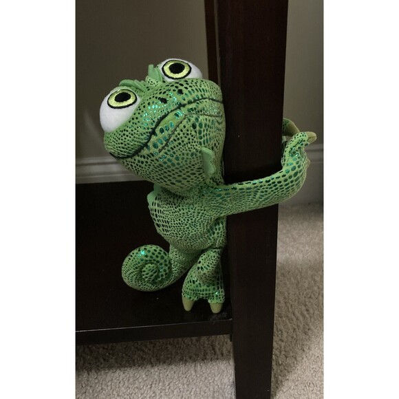 Disney | Toys | Disney Parks Pascal Lizard Rapunzel Tangled Plush ...